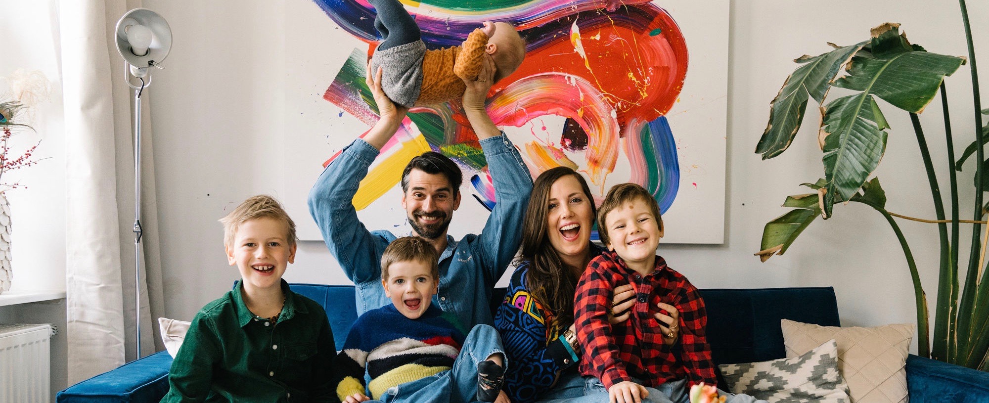 Tanja und Christian Roos mit Jonathan, Victor, Ragnar und Nuriel ...