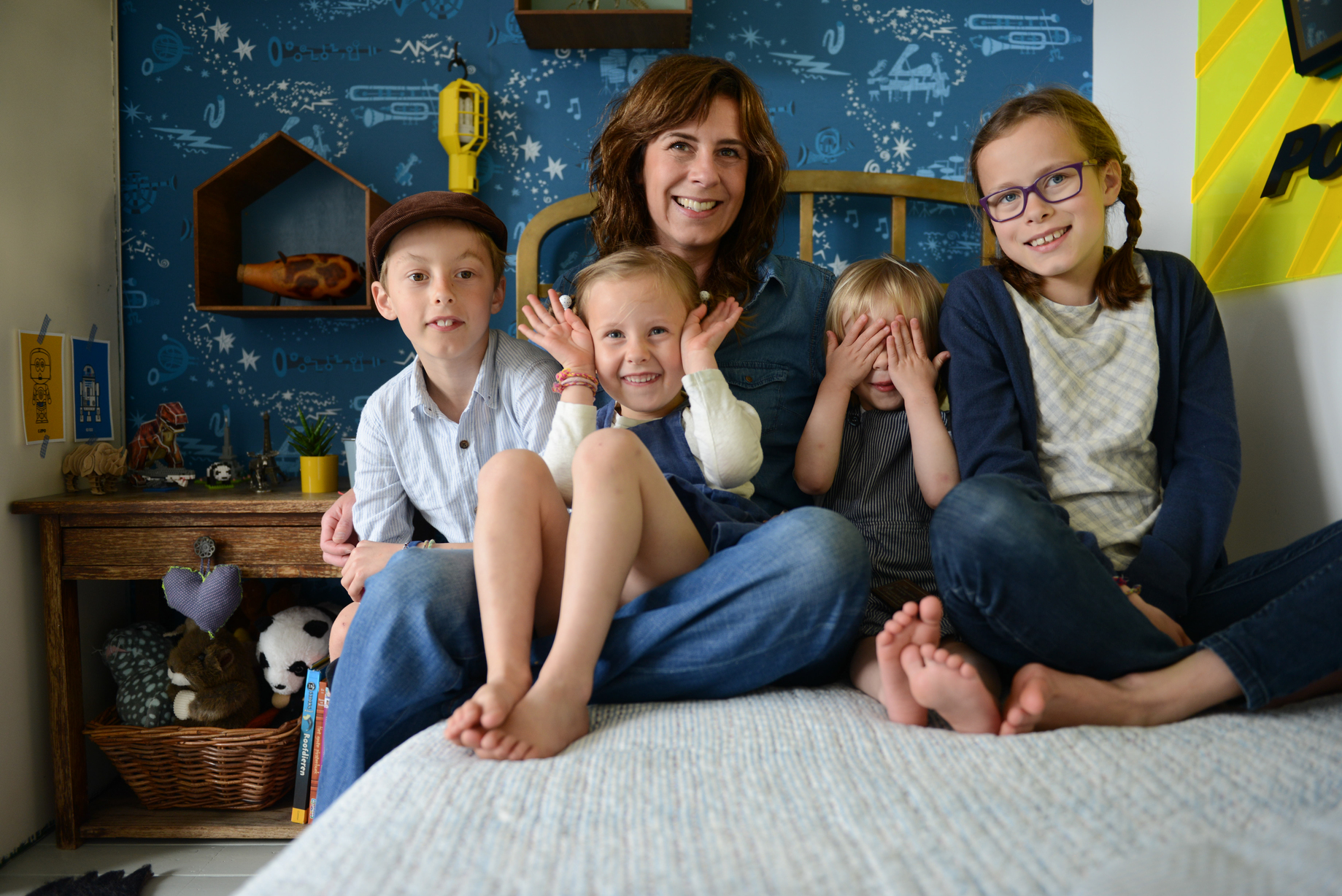 Esther van de Paal mit Sara, Pim, Ava und Casper - Littleyears